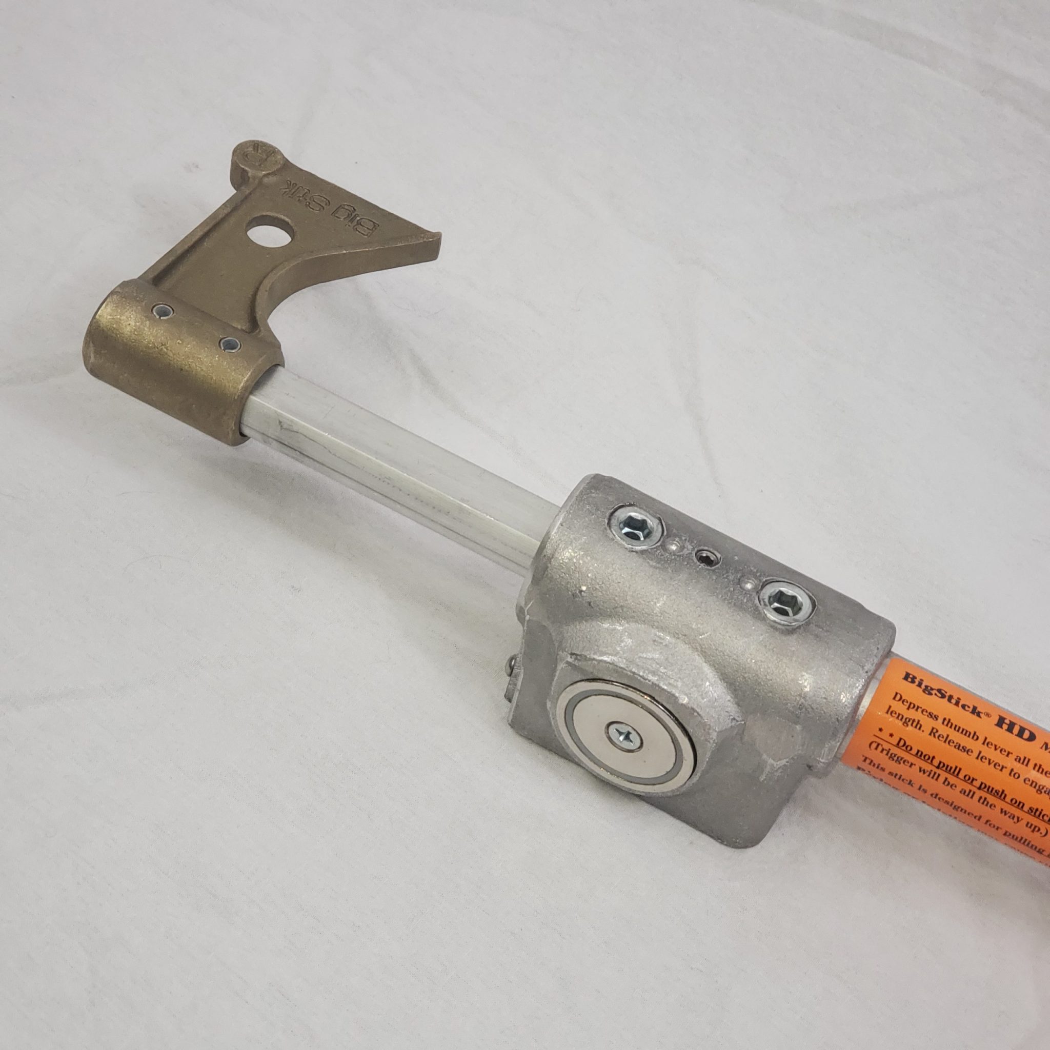 Railroad Tools and Solutions, Inc. | BRAKE STICK – MAGNETIC